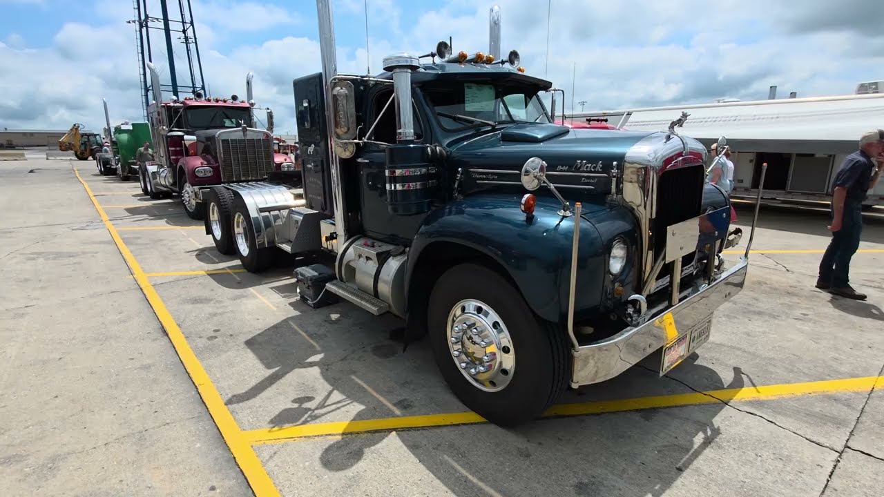 1963 Mack B61 #marksmanpromotions 