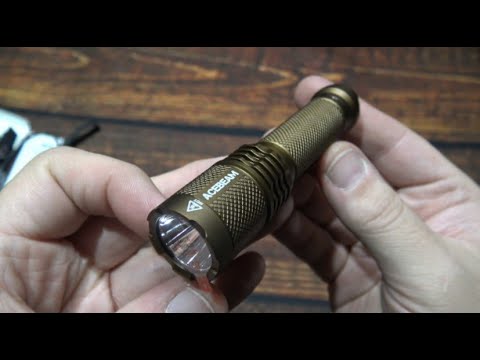 AceBeam TAC AA Flashlight Kit Review! (Nichia 519A LED, 5000k, CRI90)