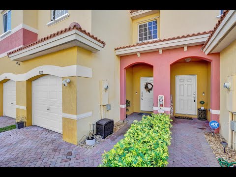 Bella Vista Townhome For Sale: 3556 NW 29th CT, Lauderdale Lakes, FL 33311 - Call 954-745-4735