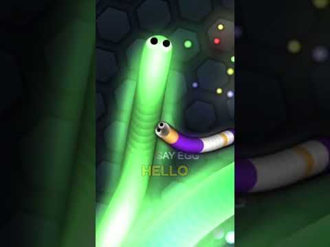 The MOST Risky Play in Slither.io!!! #slitherio #slithersnake #gamingmemes