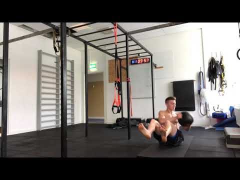 MB Russian Twist Toss