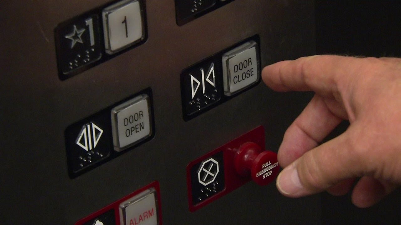 Does the elevator 