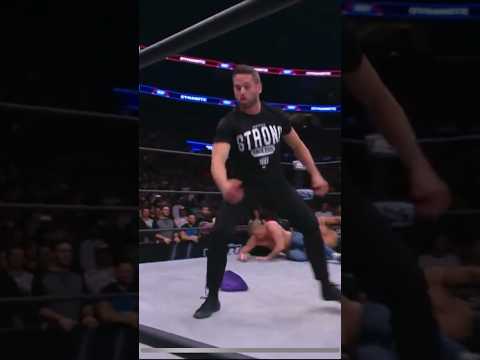 Roderick Strong Makes His AEW Debut During AEW Dynamite #shorts #aew #aewdynamite