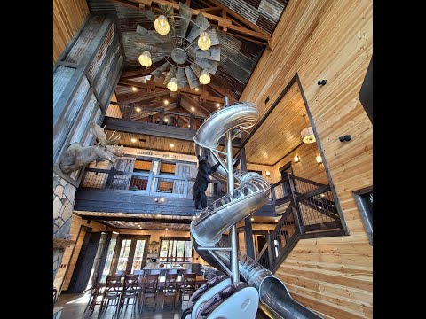 Slideaway Hideaway Tour! SLEEPS 32! 2 EXTREME SLIDES! #bucketlist OKIEDOKEYCABINS.COM