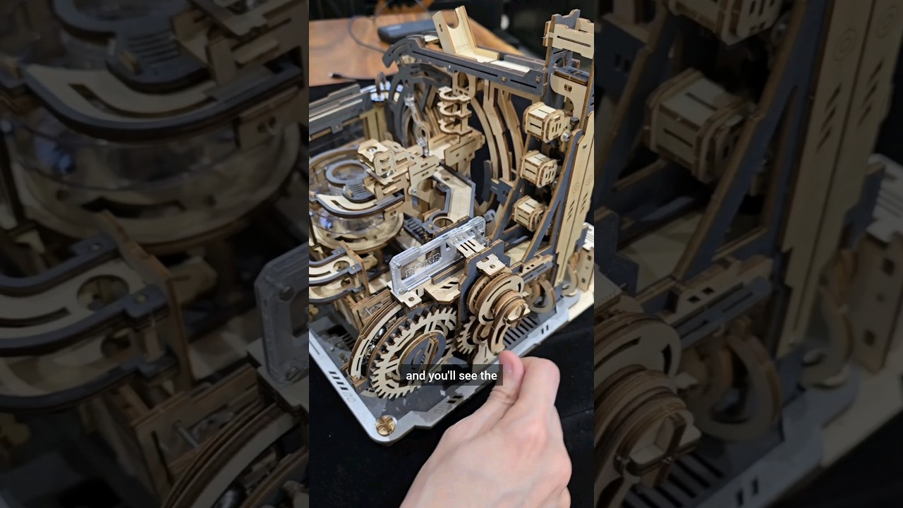 This is the Marble Spacerun DIY Mechanical Kit - a very satisfying kit! #runitdecks