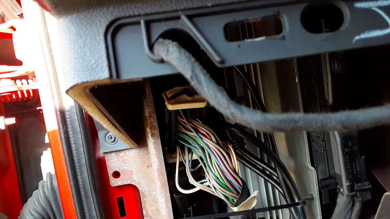 Dodge challenger RT finding your stereo AMP