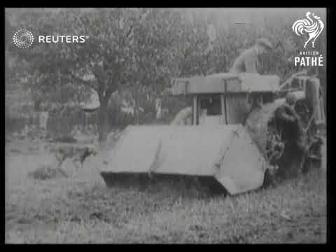 Demonstration of new motorized plough (1916)