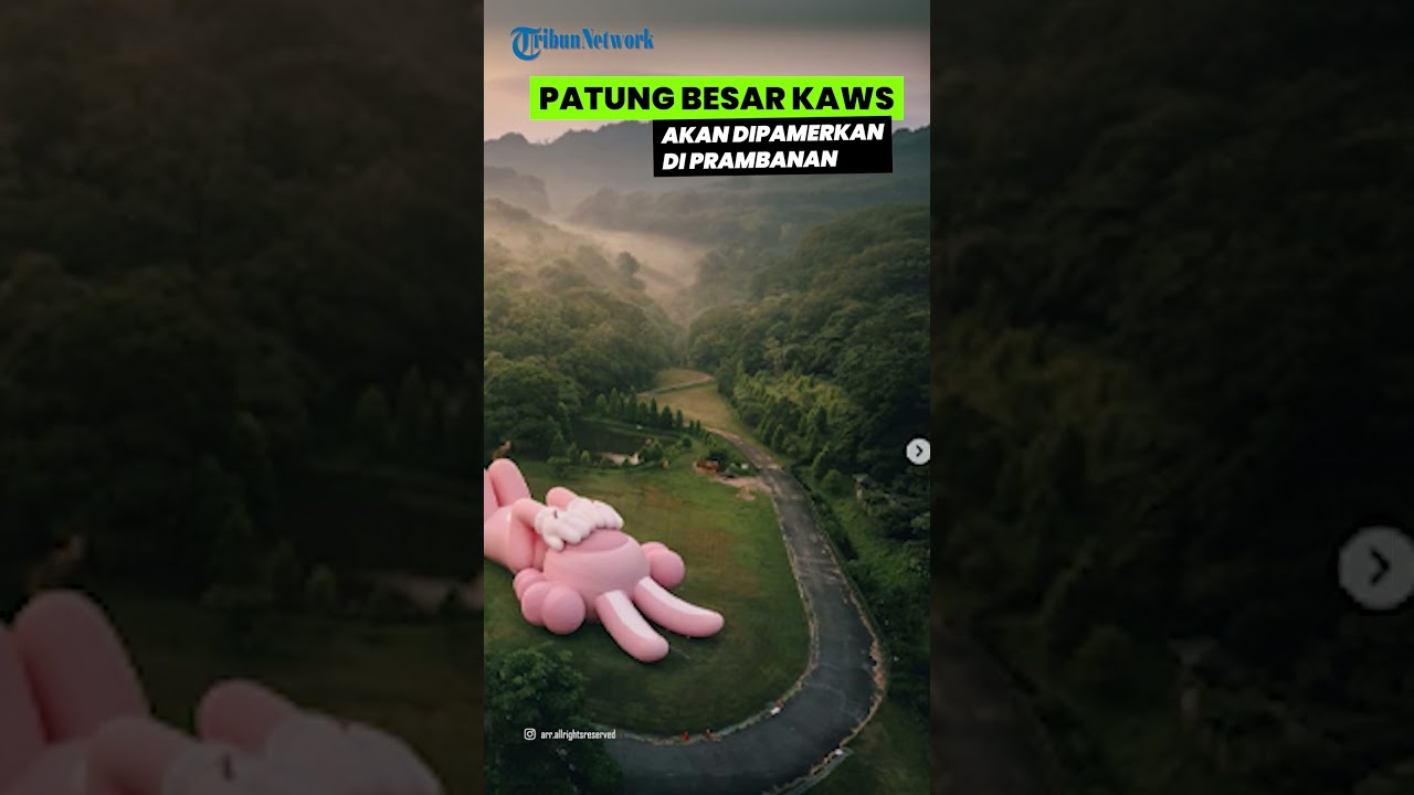 Patung Raksasa KAWS akan Dipamerkan di Prambanan, Jadi Patung Terbesar ...