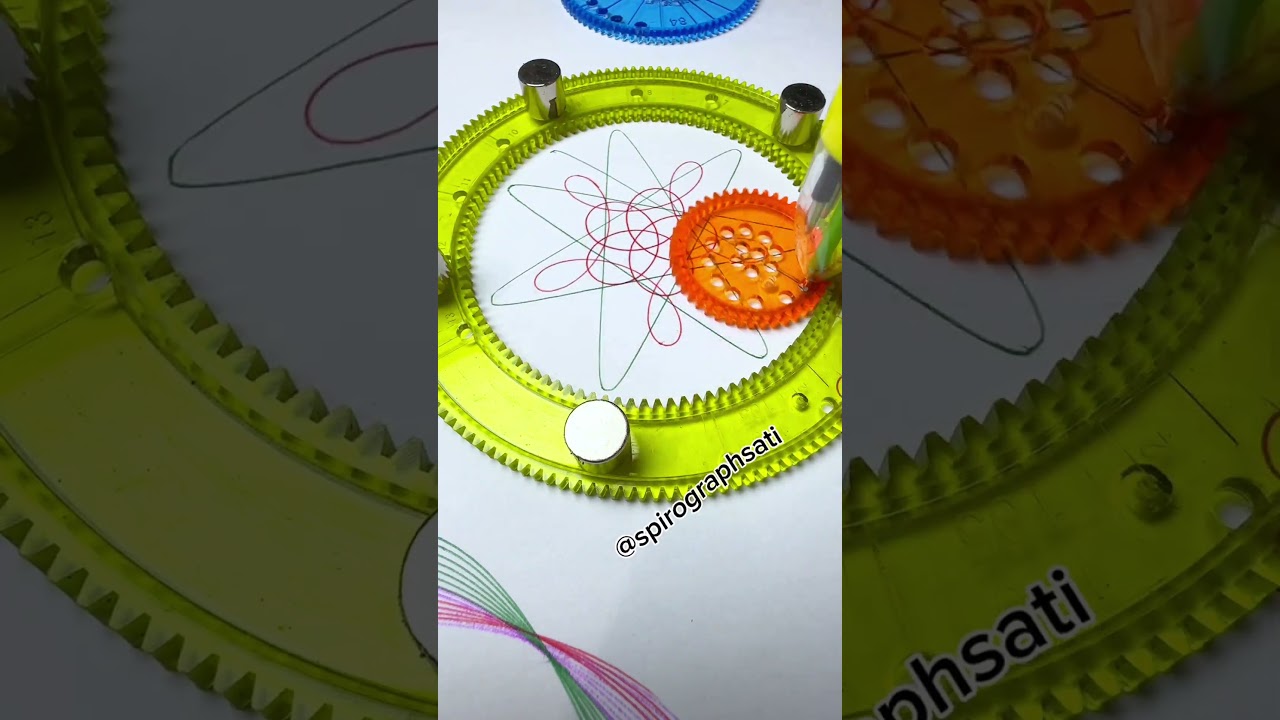☺️Simple Spirograph Design #spirographsati #spirograph #satisfyingart #usa #spirographasmr #patterns