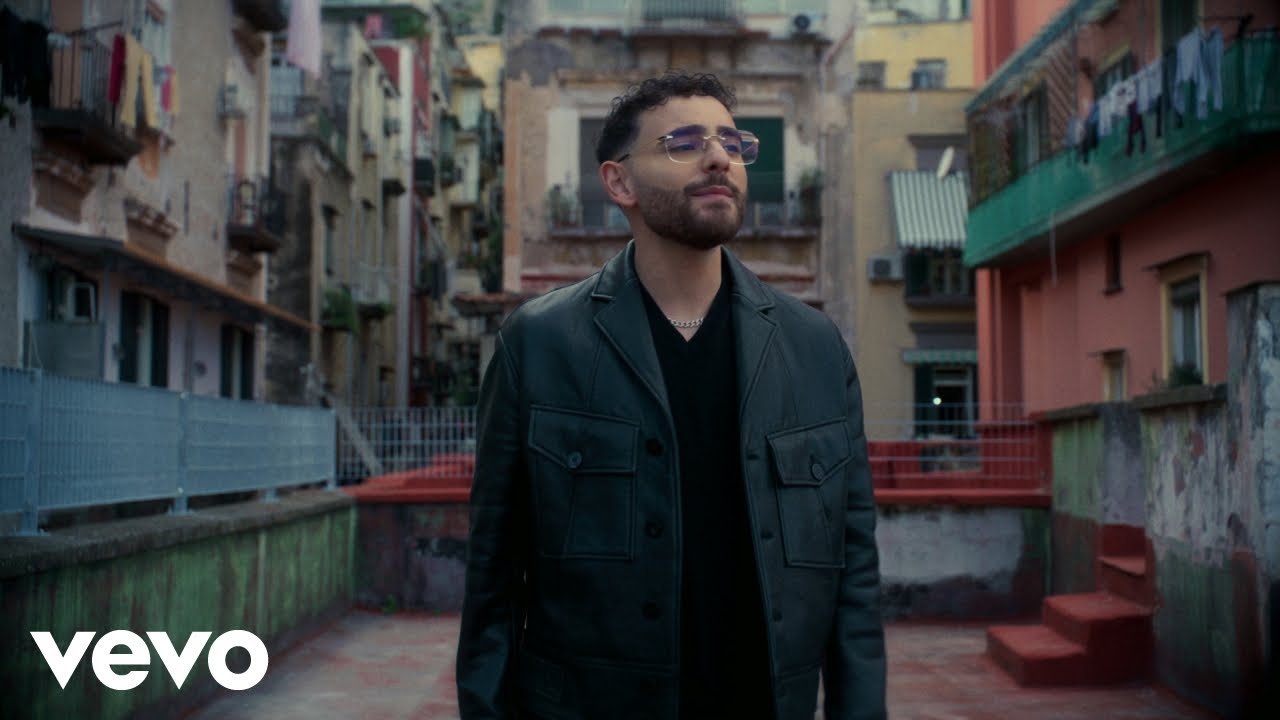 Sanremo 2025: Rocco Hunt - "Mille vote ancora"