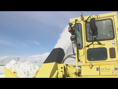 Buffalo airport crews prepared to clear ice and snow for arrivals & departures