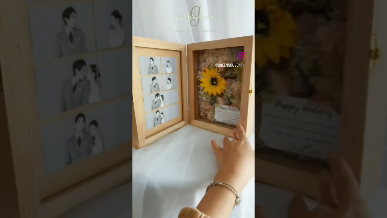 #flowerphotobox #bungakering #hadiahpernikahan #diy  #hadiahvalentine #weddinggift #driedflowers