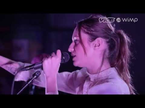 Ena Cosovic — CHANGE (live performance) – HOOK NUGGETS