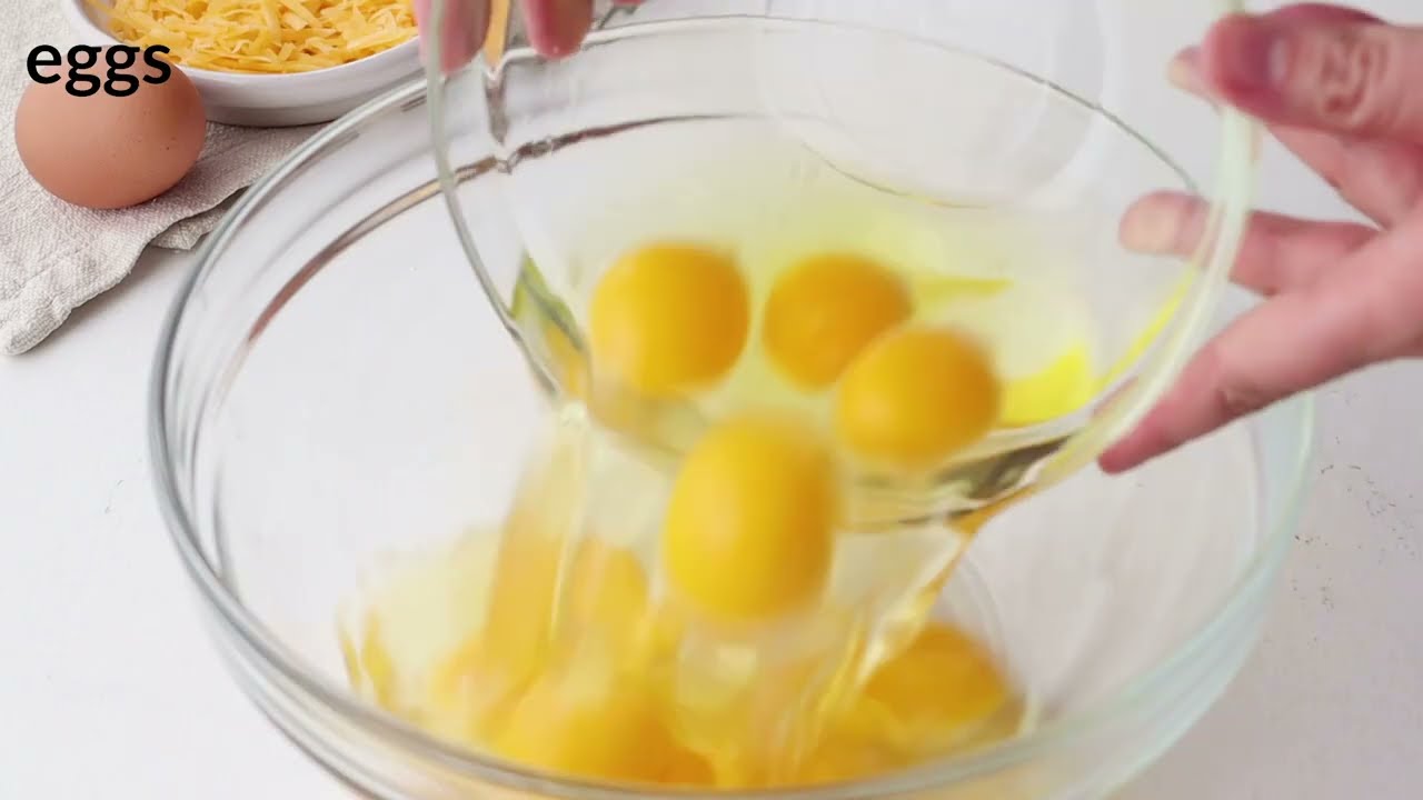 How to Make: SCRAMBLED EGG & SAUSAGE CASSEROLE