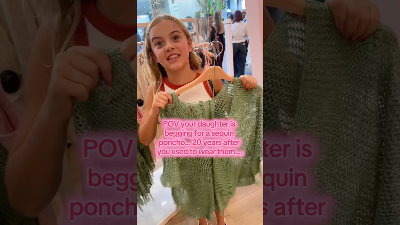 PONCHO YES or NO??  😱🤯 #fashion #shopping #shorts