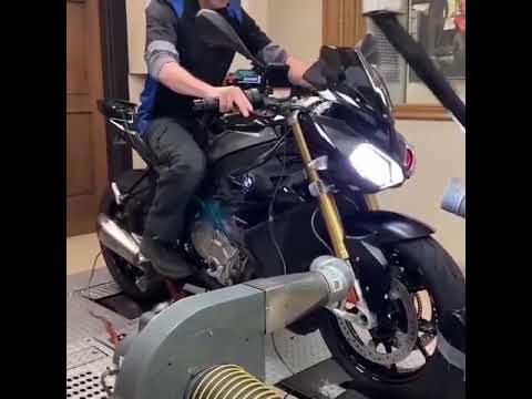 BMW F 210 SPEED TESTING