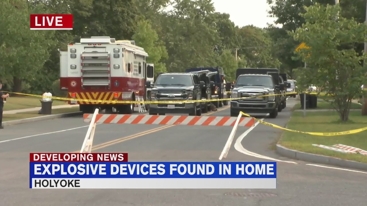 One in custody, homes evacuated as bomb squad investigates at Holyoke home