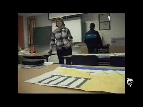 In da schooL .......mathe deutsch.....englisch........