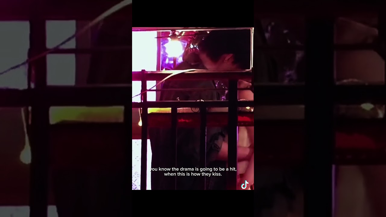 THIS KISS🔥💋