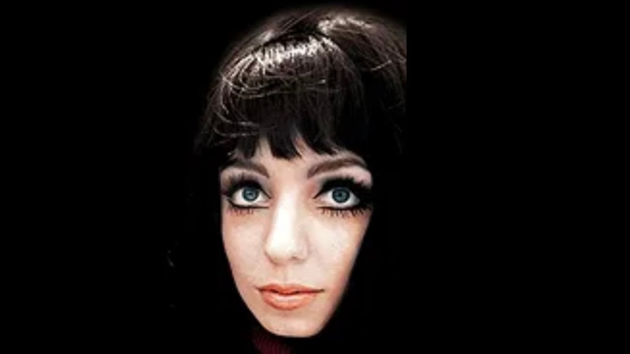 13 Sexy Photos of Mariska Veres