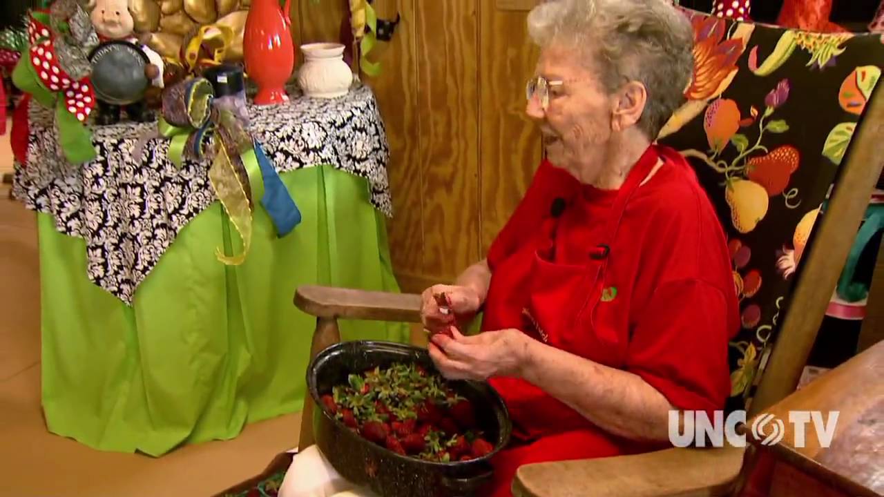 NC NOW | The Strawberry Patch | UNC-TV
