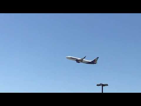 Avelo Takeoff From Burbank Airport #shorts