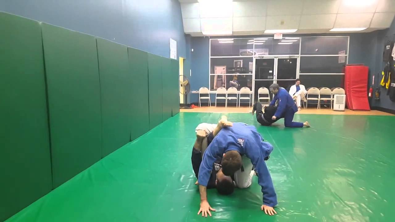 The Modern BJJ Waiter Sweep Attack System - BJJ World