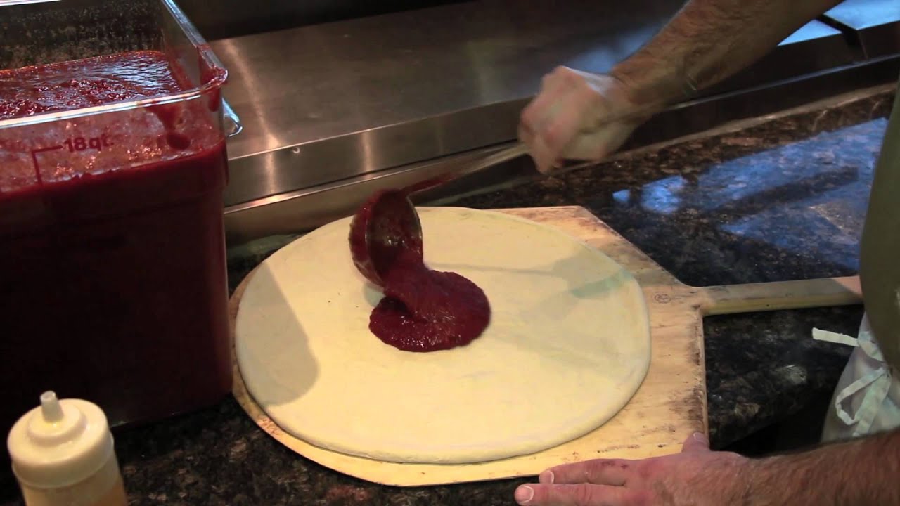 How to Make Pizza in 5 Steps : Pizza Recipes & More
