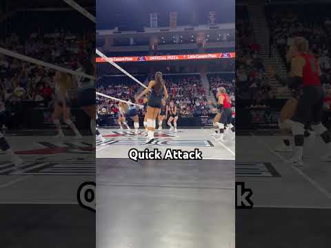 They’re so quick with it 😮💨 #provolleyball #atlantasports #quickattack #shorts
