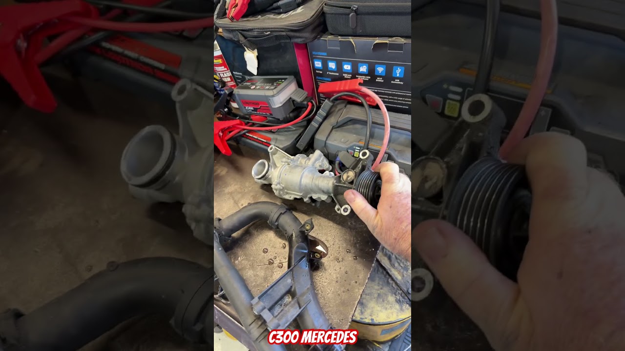 Water pump and thermostat, Mercedes. Smh