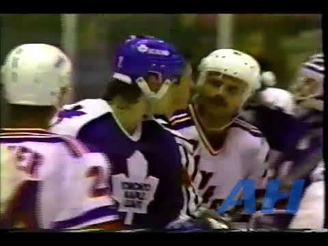 NHL Oct. 22, 1990 Mike Gartner,NYR v Ed Olczyk,TOR (R) Toronto Maple Leafs New York Rangers