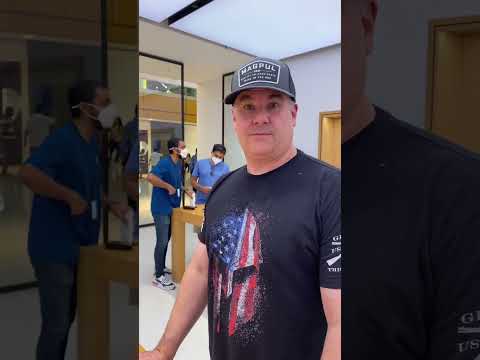 Apple Store Visit- The Worst Place on Earth