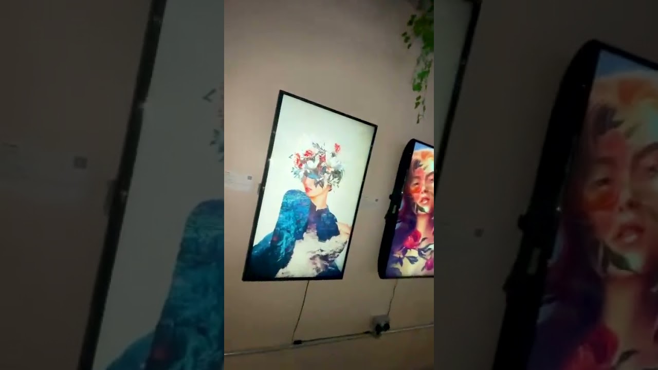 Londons only NFT gallery has just opened and its crazy!  tiktok crypto club #shorts