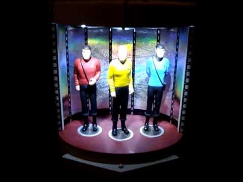 43) 2006 The Transporter Chamber | Hallmark Star Trek Ornaments
