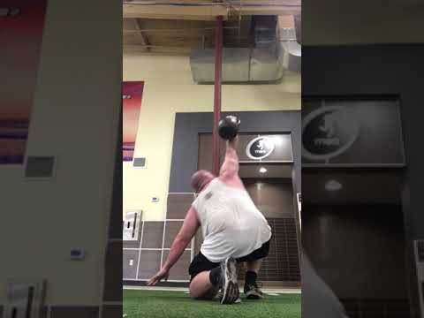Turkish Getup 36kg Kettlebell (79lbs), First Time Doing TGUs, Worked Up To Gym's Heaviest KB