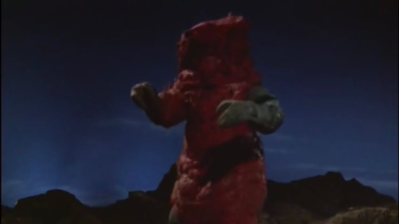 Ultraseven vs Reconstructed Pandon