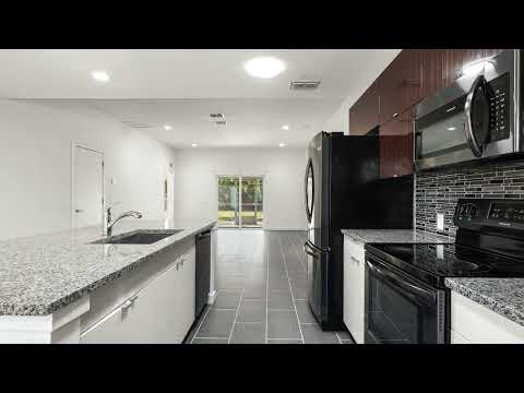 For Sale! Newer Construction - Sarasota, FL