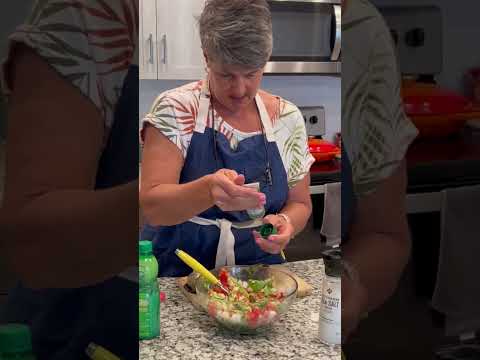 Quick and Easy Homemade Guacamole