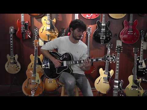 Gibson ES-275 Custom Ebony @ Guitar Place Aschaffenburg