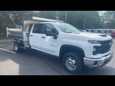 New 2025 Chevrolet Silverado 3500HD Chassis Framingham, MA #SF145746