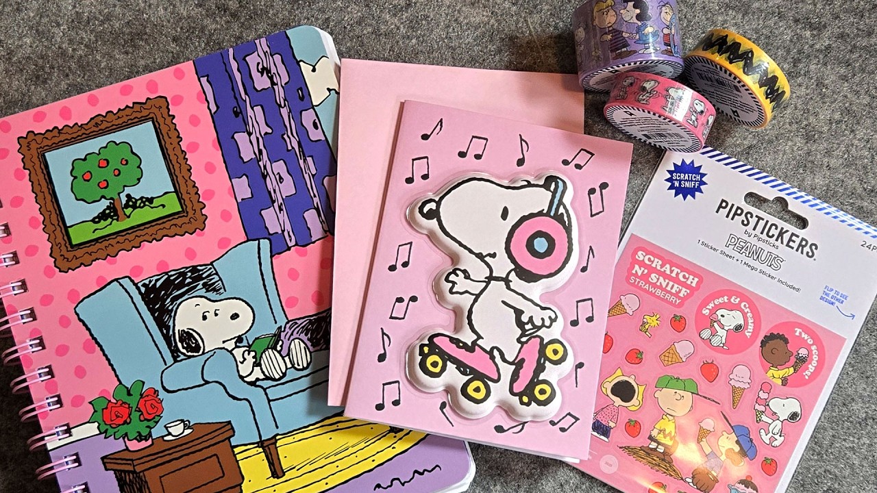 Unboxing! Snoopy Stationery & Stickers from Pipsticks | CollectPeanuts.com