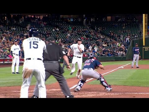 MIN@SEA: Santana nabs Smith at the dish