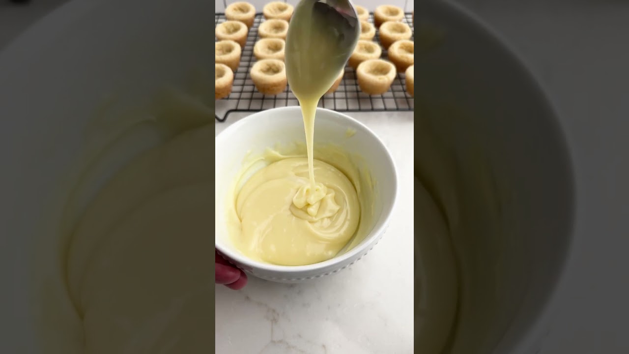 M&M Easter Bunny Sugar Cookie Cups