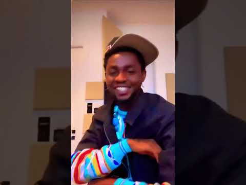 Omah Lay singing in Spanish 😂is everything 🫶🏽✨#omahlay #ozuna #soso #shorts