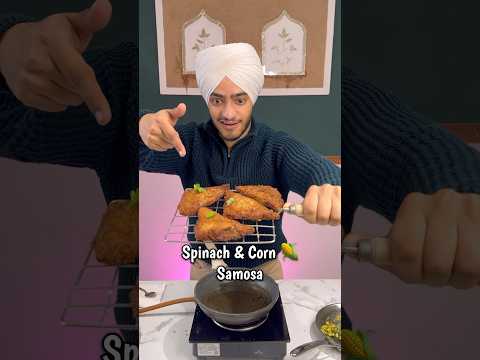 Palak aur Sweet Corn ke Samose recipe 😱 | street food @Param_aedy #shorts #shortsfeed