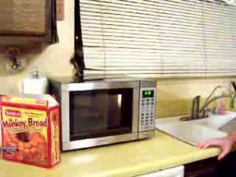 Target Microwave Bakes Bread! (tcinabon)