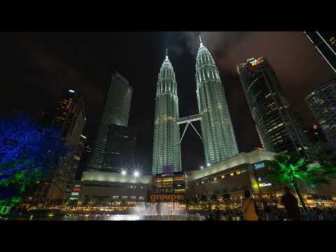 Exploring the Weird and Wonderful: 10 Facts About Singapore!