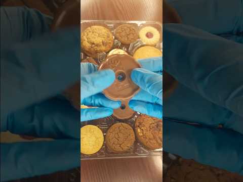 [ASMR] FOX'S BISCUIT SELECTION!!! 🦊🍪 #shorts #asmr #fox #asmrsounds
