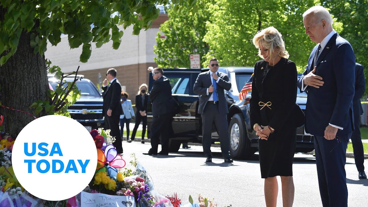 Biden, first lady lay flowers in Buffalo for shooting victims | USA TODAY