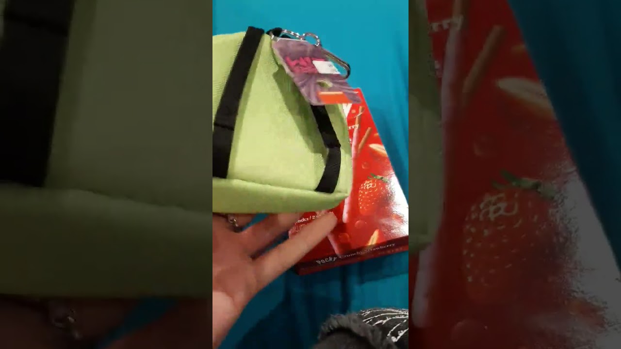 Gir backpack keychain #emo #scene #invaderzim @6arelyhuman